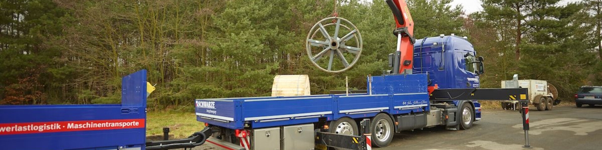 Wirtschaftlicher Container Transport | PALFINGER