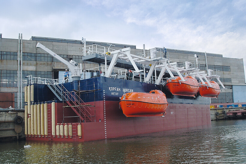 Davits | PALFINGER MARINE