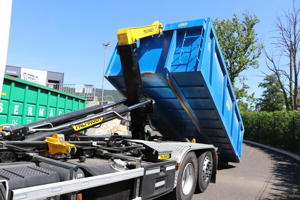 Model Overview Hookloader & Skiploader | PALFINGER