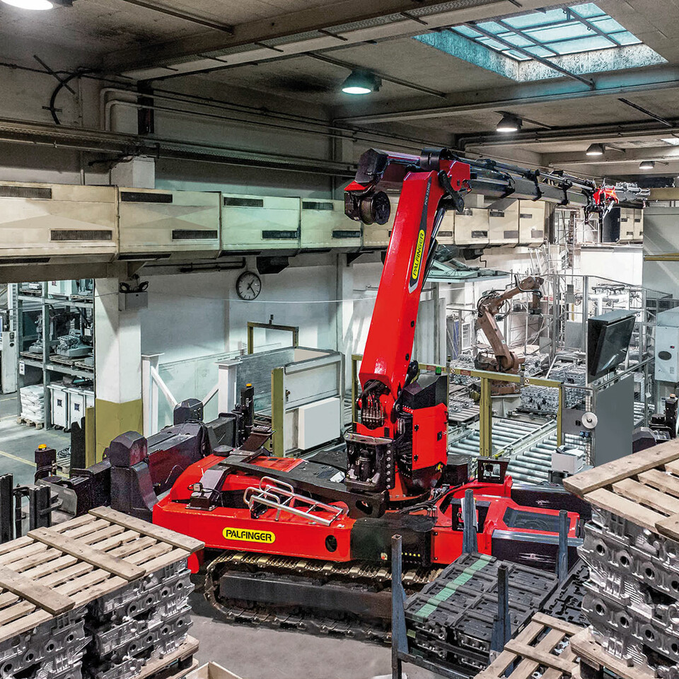 Crawler Cranes | PALFINGER