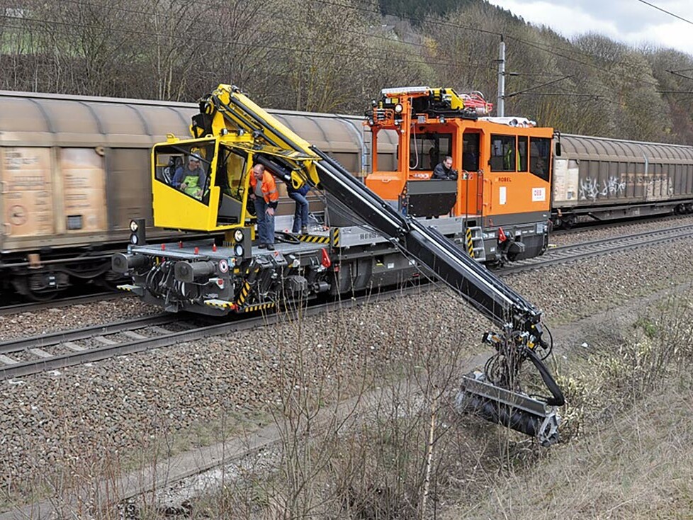 SAFETY IS PALFINGER'S TOP PRIORITY | PALFINGER