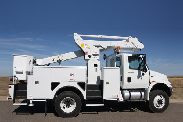Insulated | Models | Bucket Trucks | PALFINGER