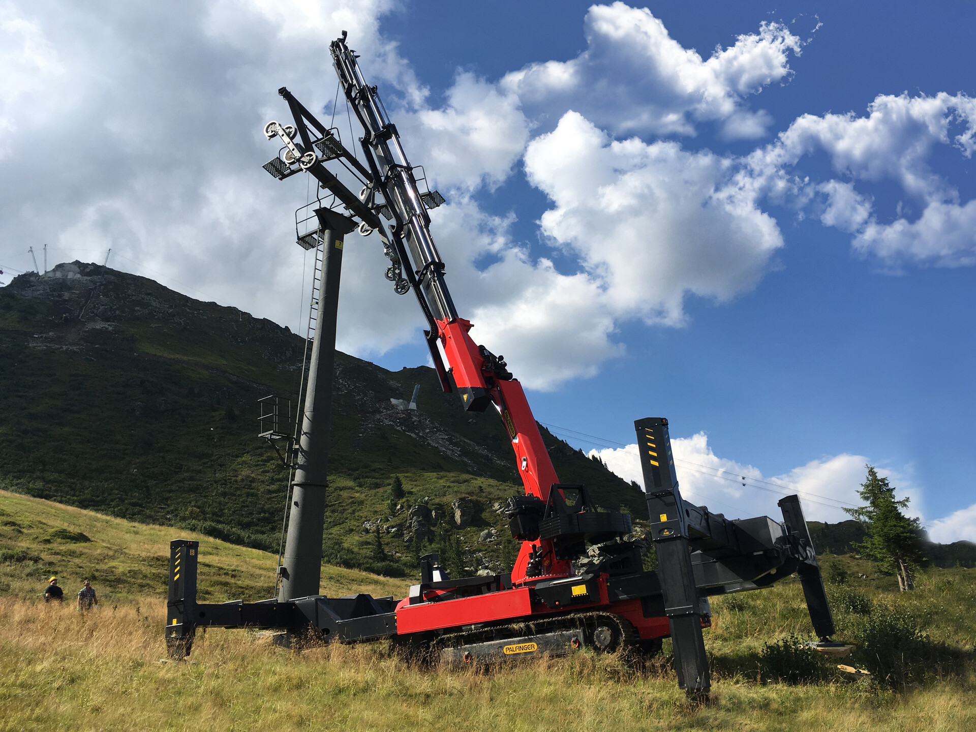 PALFINGER Crawler Crane - the advanced solution for