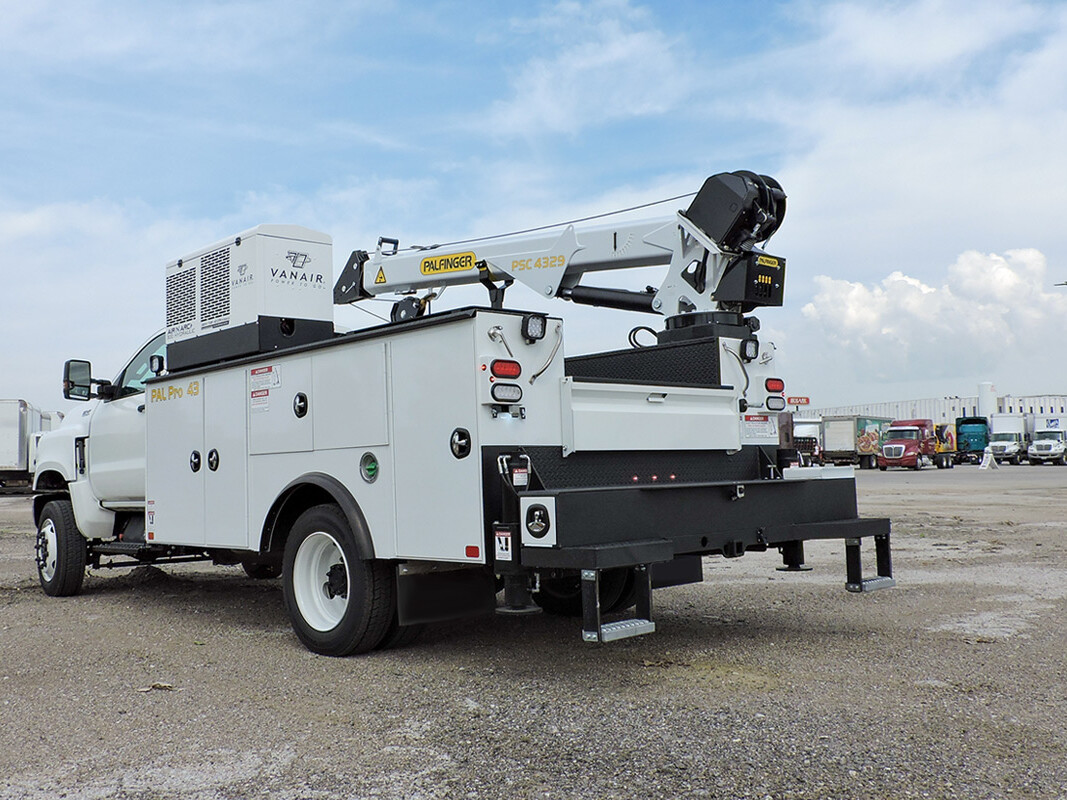 PAL Pro 43 | Mechanics Trucks | PALFINGER