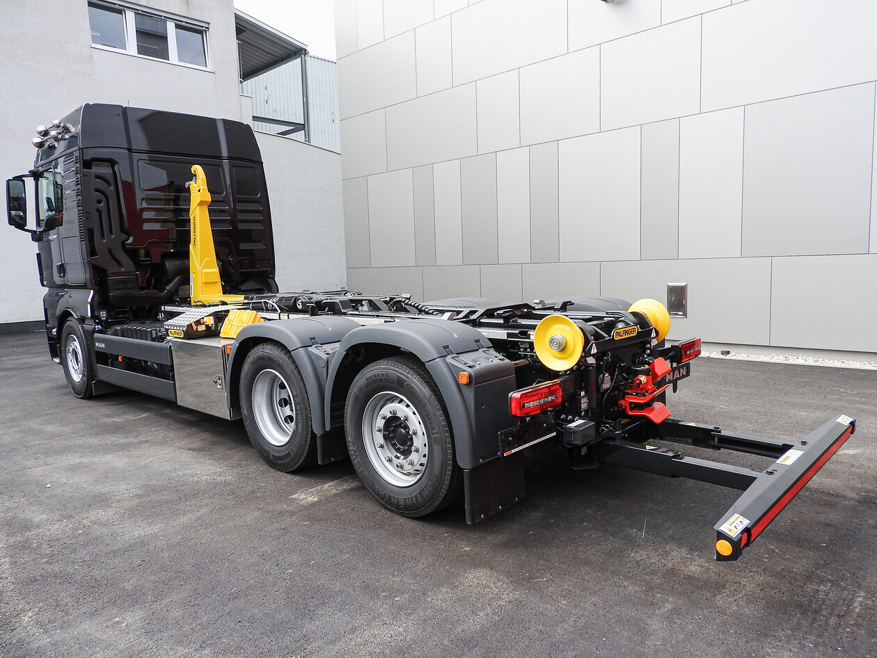 Hook loaders | PALFINGER