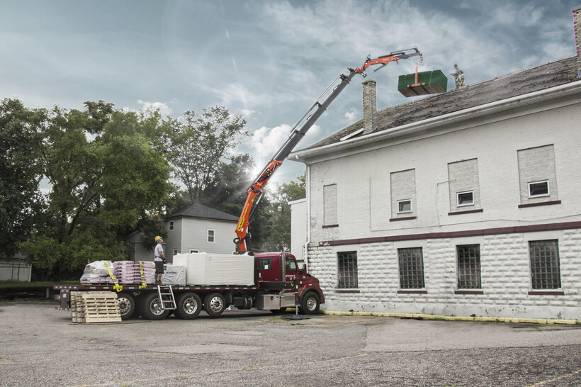 Industries | Knuckle Boom Cranes | PALFINGER