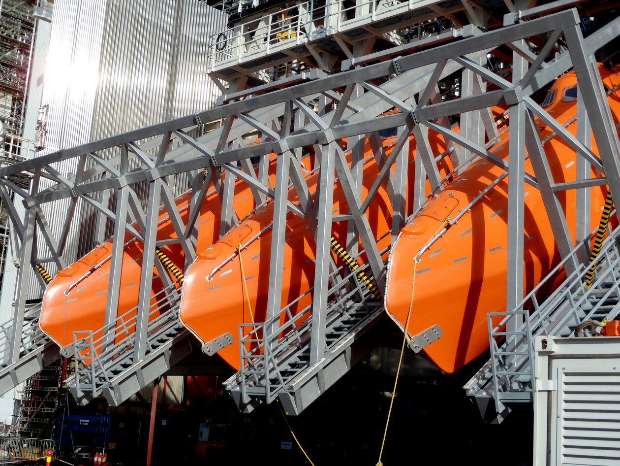 Free Fall Lifeboats | PALFINGER MARINE