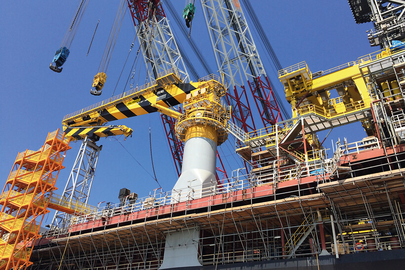 Knuckle Boom Cranes | PALFINGER MARINE