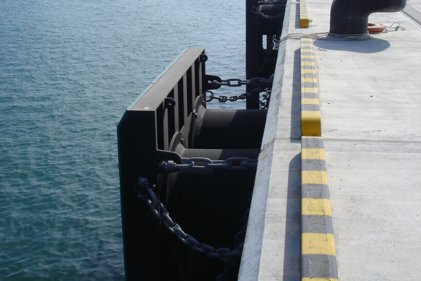 Fixed Fenders | PALFINGER MARINE