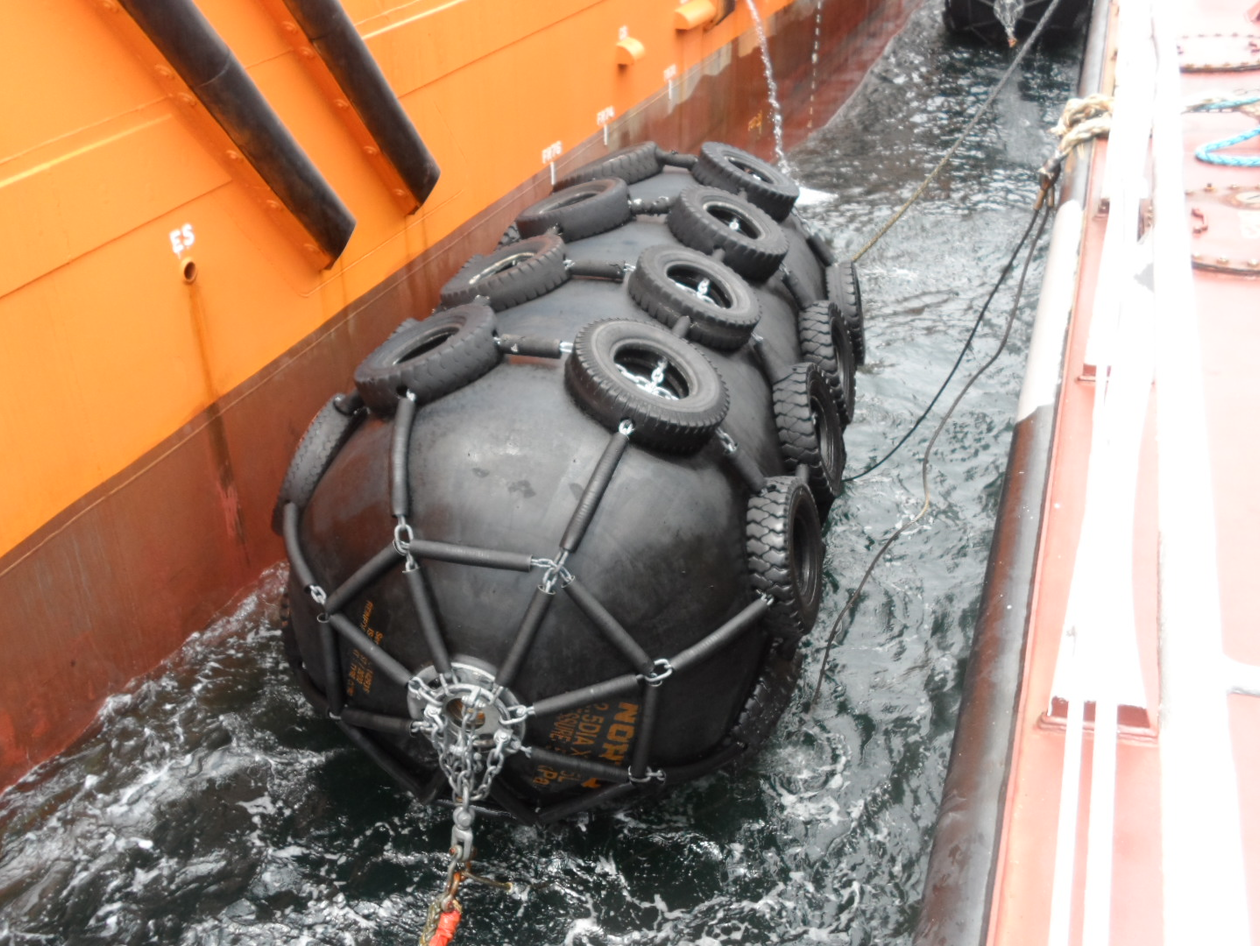 Pneumatic Fenders | PALFINGER MARINE