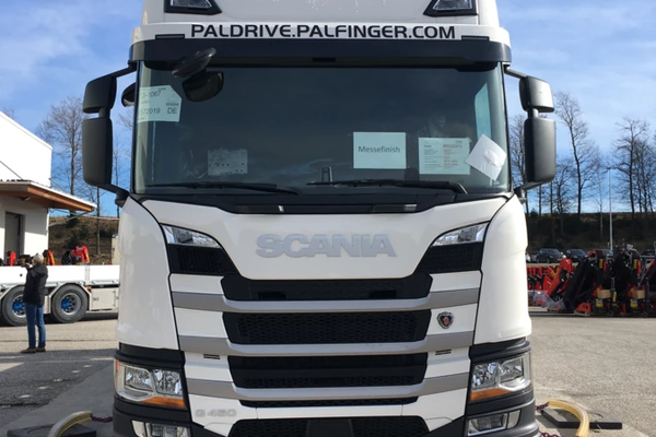 PK100002 E Renault | PALFINGER