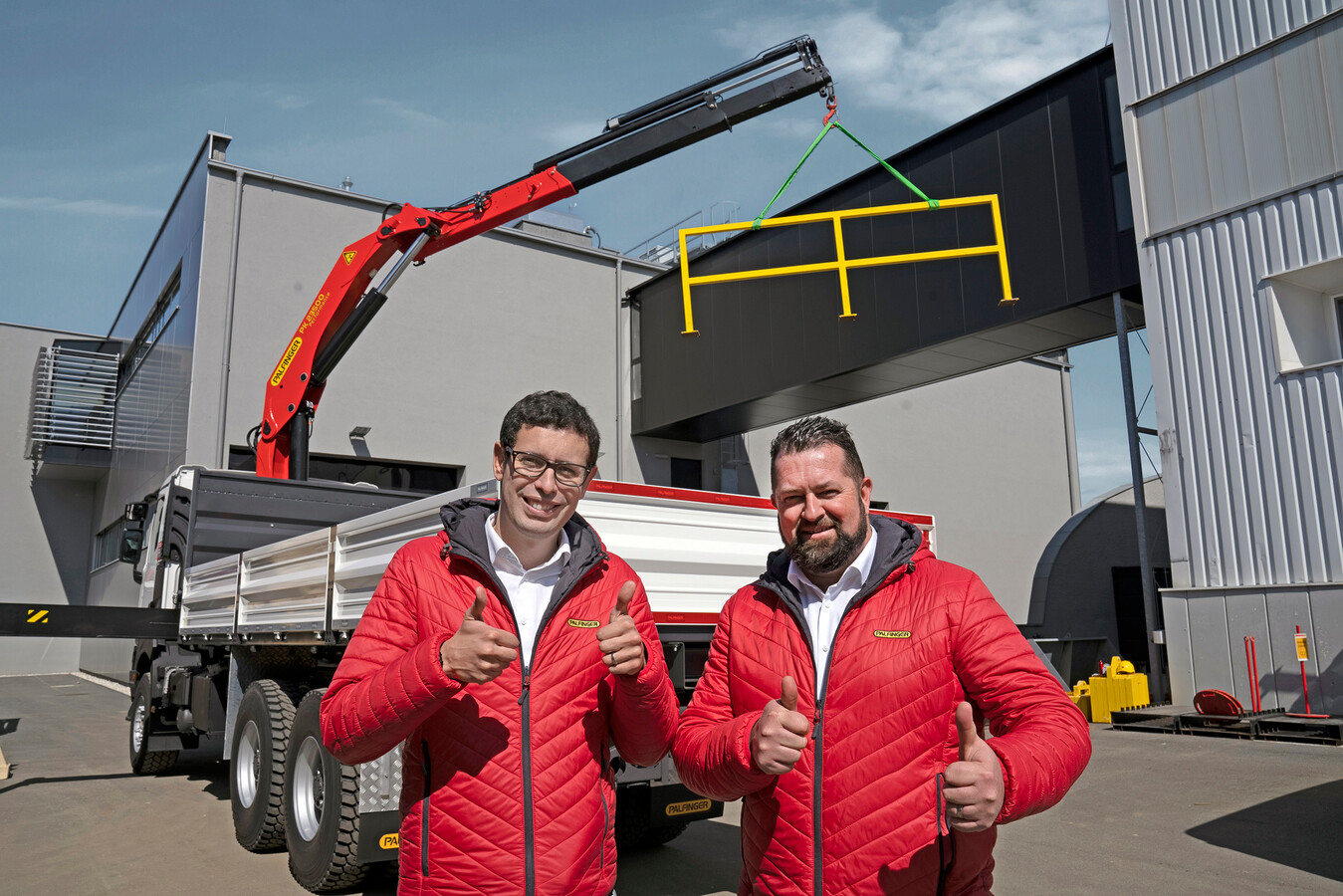 PALFINGER: Reliable in Ghana with Scania | PALFINGER