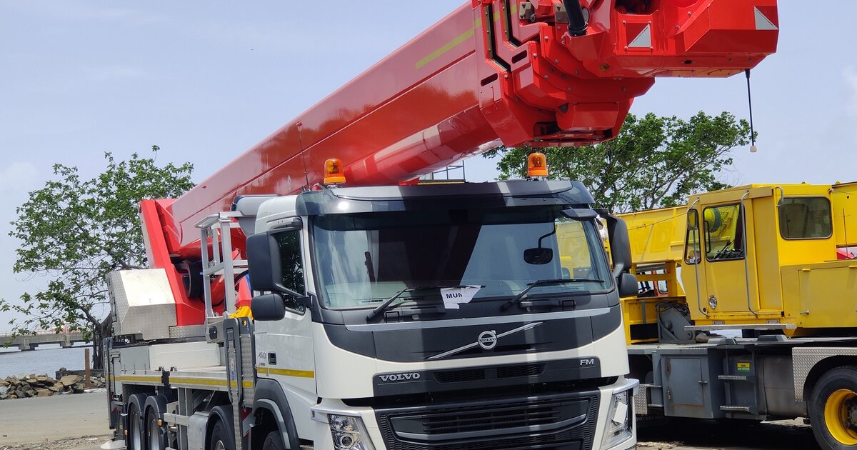 First PALFINGER P750 Jumbo series Platform arrives in