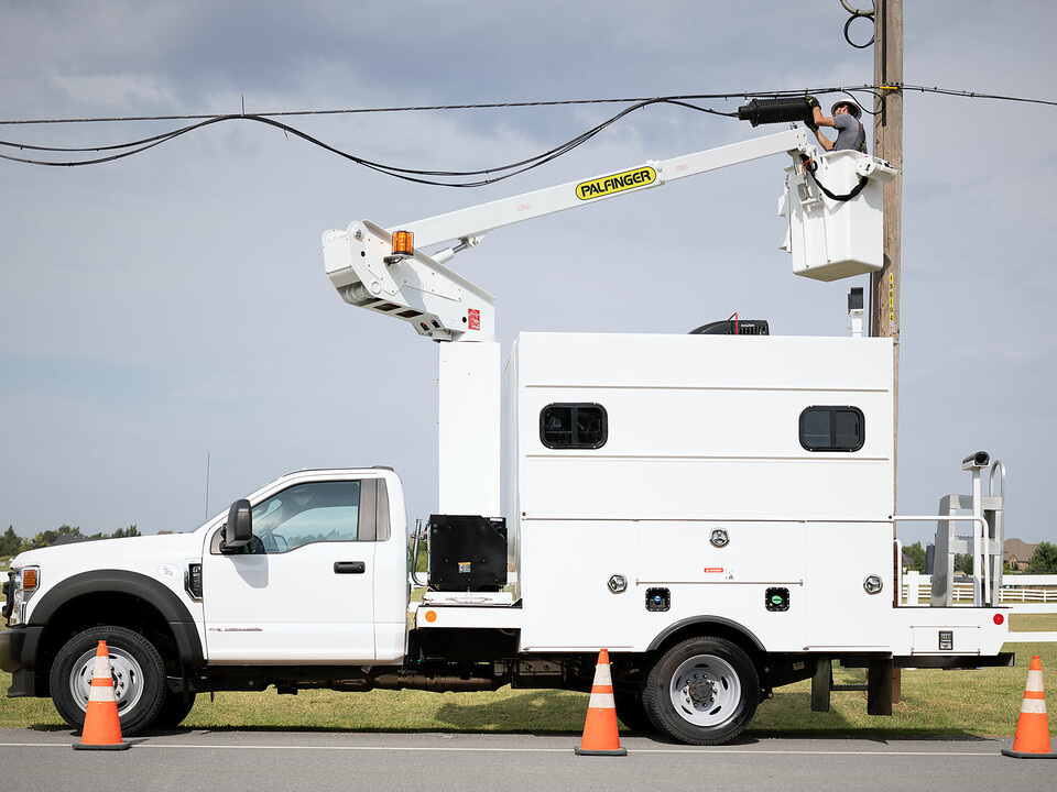 Telecommunications | Industries | Bucket Trucks