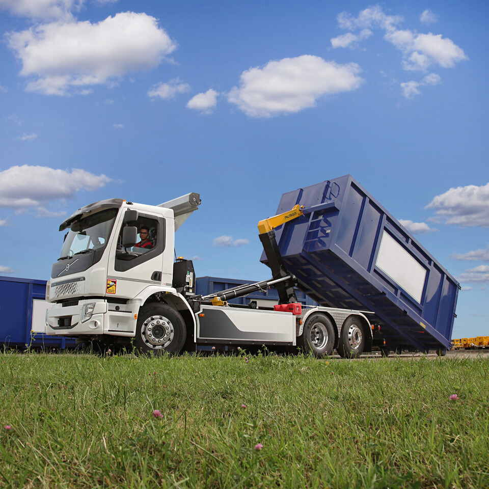 Hookloader and Skiploader | PALFINGER