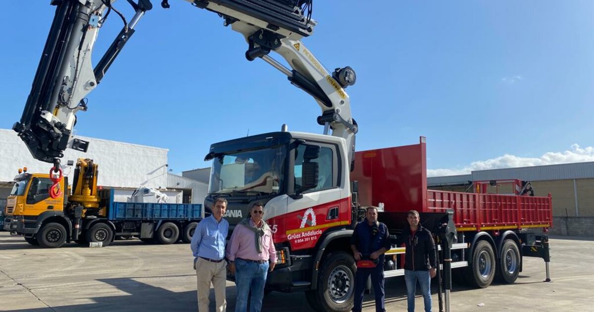GRÚAS ANDALUCÍA ADQUIERE LA GRÚA PALFINGER PK 53002 SH