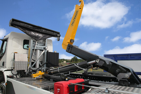 Model Overview Hookloader & Skiploader | PALFINGER