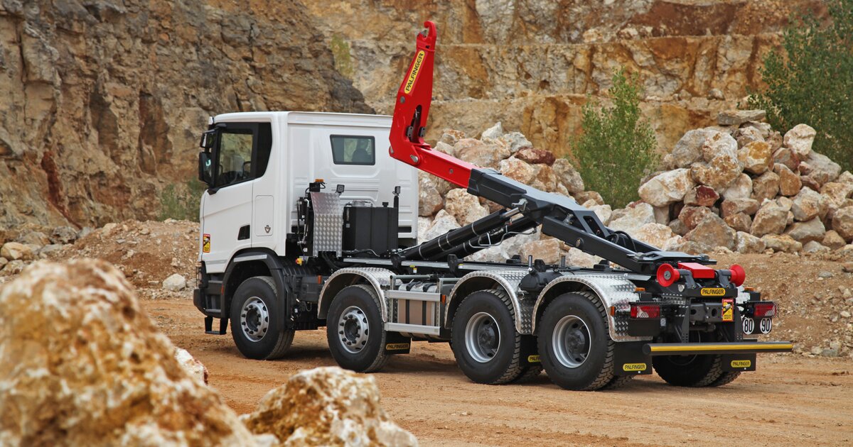 TELESCOPIC HT 30 (A) | hookloader | PALFINGER