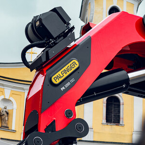 The new PALFINGER TEC-Range of LOADER CRANES