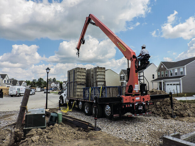 Forming | Industries | Material Handling Cranes