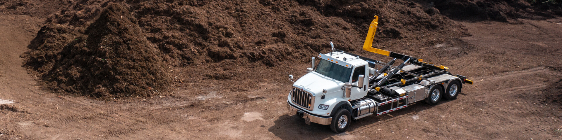 Hooklifts | PALFINGER