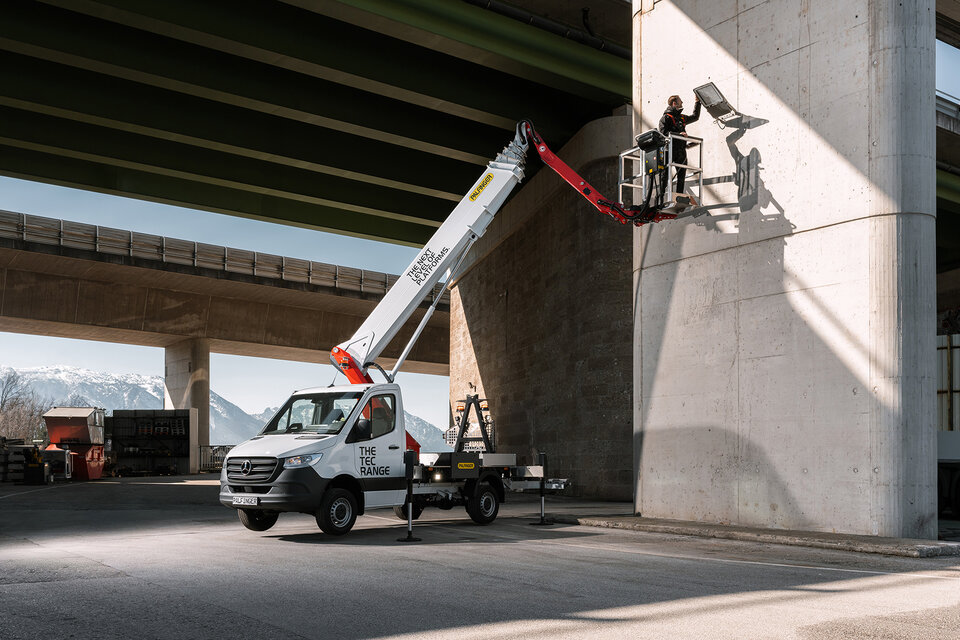 AeRIAL WORK PLATFORMS | PALFINGER